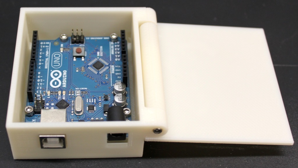 Hinged Arduino Enclosure - Free 3d model on creazilla.com